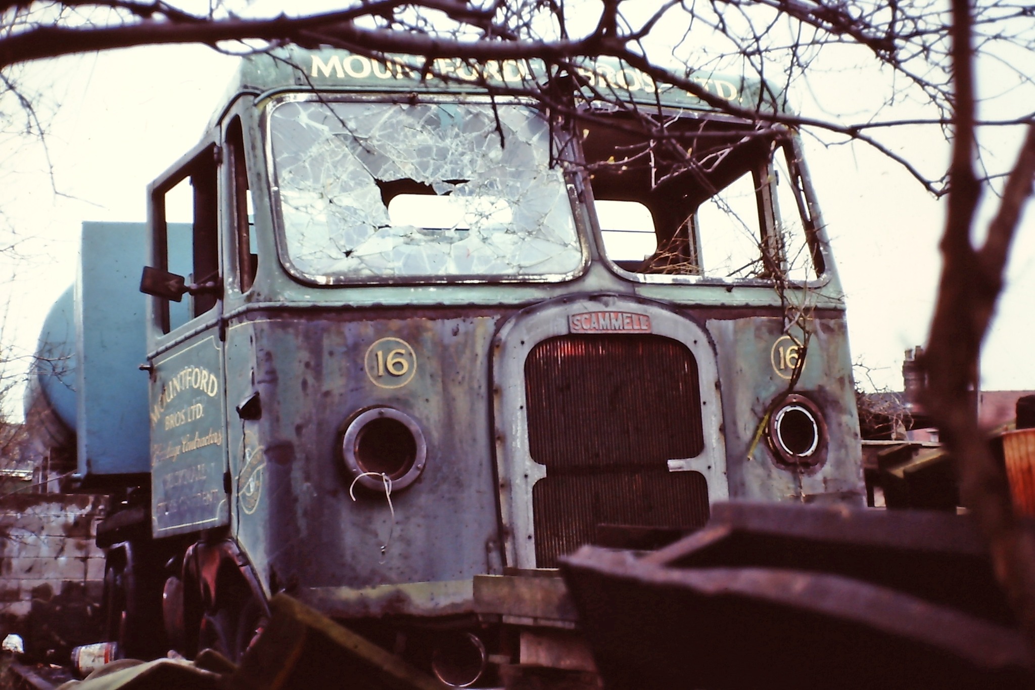 Scammell Rigid 8 – W & J RIDING LTD